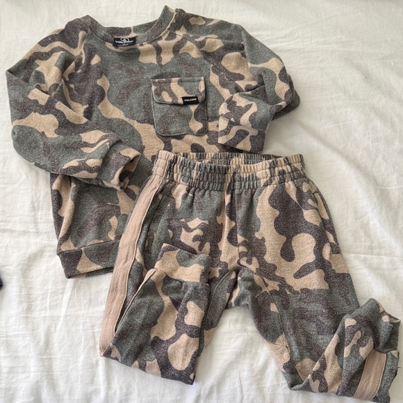 Volcom | Matching Sets | Volcom Kids Camo Matching Set Green And Tan ...